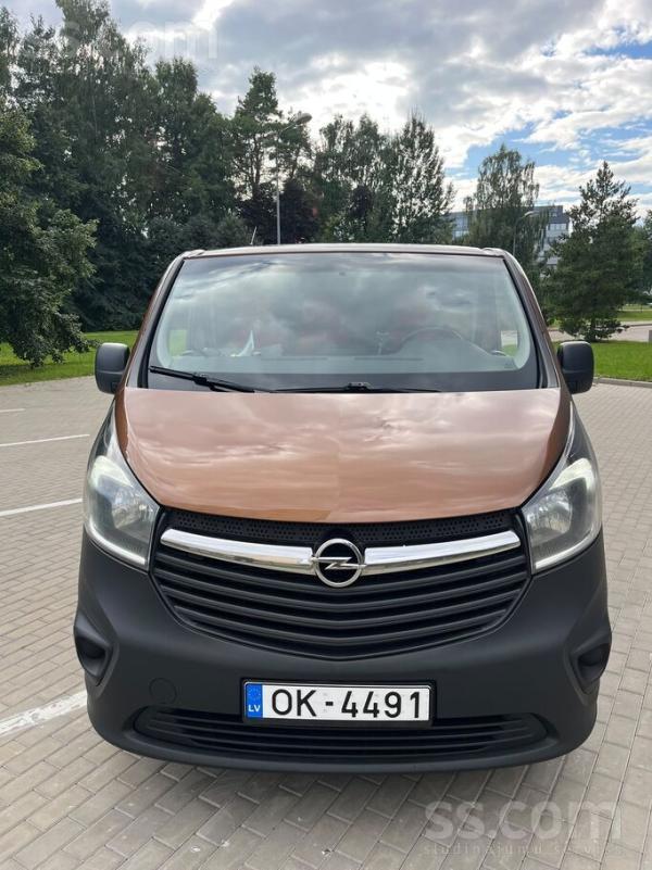 Opel Vivaro 2017 in Riga on AUTOMOTO.COM.LV Brown Opel Vivaro 2017 in Riga, with an engine capacity of 1.60 L and mileage of 300 thousand km for 9895 €, photo 4 on AUTOMOTO.COM.LV