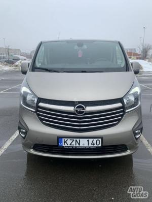 Brown Opel Vivaro 2019 in Vilnius, with an engine capacity of 1.60 L and mileage of 270 thousand km for 10900 €, photo  on AUTOMOTO.COM.LV
