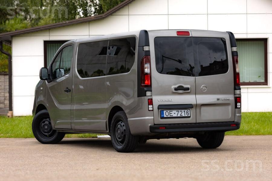 Brown Opel Vivaro 2016 in Jelgava, with an engine capacity of 1.60 L and mileage of 0 thousand km for 12500 €, photo 2 on AUTOMOTO.COM.LV