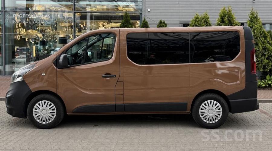 Brown Opel Vivaro 2016 in Riga, with an engine capacity of 1.60 L and mileage of 192 thousand km for 7600 €, photo 7 on AUTOMOTO.COM.LV