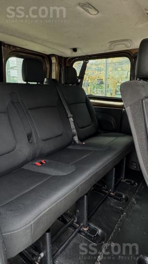 Brown Opel Vivaro 2016 in Riga, with an engine capacity of 1.60 L and mileage of 192 thousand km for 7600 €, photo 11 on AUTOMOTO.COM.LV