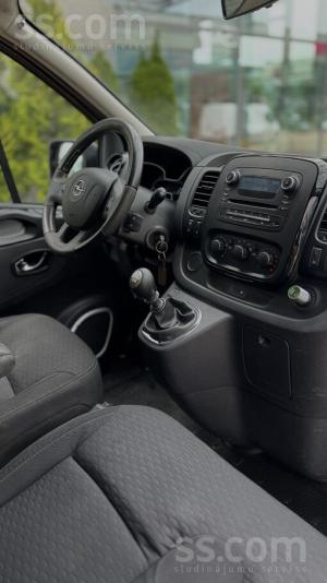 Brown Opel Vivaro 2016 in Riga, with an engine capacity of 1.60 L and mileage of 192 thousand km for 7600 €, photo 25 on AUTOMOTO.COM.LV
