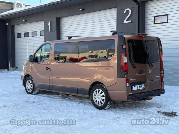 Brūns Opel Vivaro 2017 Tallina, ar dzinēja tilpumu 1.60 L un nobraukumu 0 tūkst. km par 11300 €, foto 5 vietnē AUTOMOTO.COM.LV