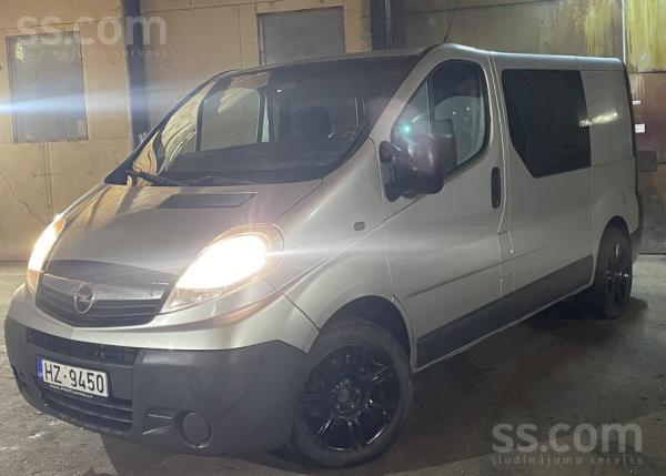 Opel Vivaro 2008 Tukums, ar dzinēja tilpumu 2.00 L un nobraukumu 450 tūkst. km par 3995 €, foto 2 vietnē AUTOMOTO.COM.LV
