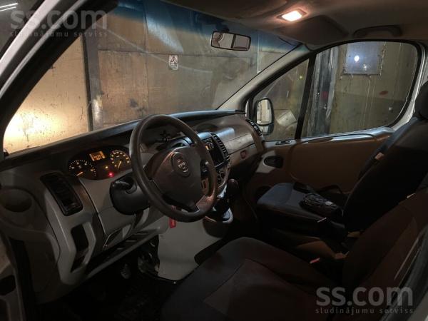 Opel Vivaro 2008 Tukums, ar dzinēja tilpumu 2.00 L un nobraukumu 450 tūkst. km par 3995 €, foto 5 vietnē AUTOMOTO.COM.LV