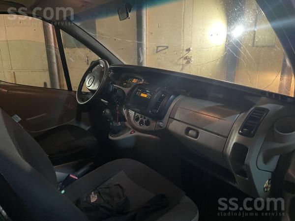 Opel Vivaro 2008 Tukums, ar dzinēja tilpumu 2.00 L un nobraukumu 450 tūkst. km par 3995 €, foto 6 vietnē AUTOMOTO.COM.LV