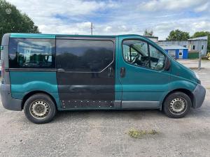 Green Opel Vivaro 2005 in Vilkaviskis, with an engine capacity of 1.90 L and mileage of 420 thousand km for 1400 €, photo 6 on AUTOMOTO.COM.LV