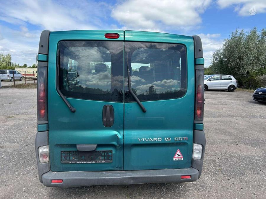 Green Opel Vivaro 2005 in Vilkaviskis, with an engine capacity of 1.90 L and mileage of 420 thousand km for 1400 €, photo 8 on AUTOMOTO.COM.LV