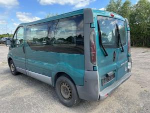 Green Opel Vivaro 2005 in Vilkaviskis, with an engine capacity of 1.90 L and mileage of 420 thousand km for 1400 €, photo 9 on AUTOMOTO.COM.LV