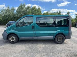 Green Opel Vivaro 2005 in Vilkaviskis, with an engine capacity of 1.90 L and mileage of 420 thousand km for 1400 €, photo 10 on AUTOMOTO.COM.LV