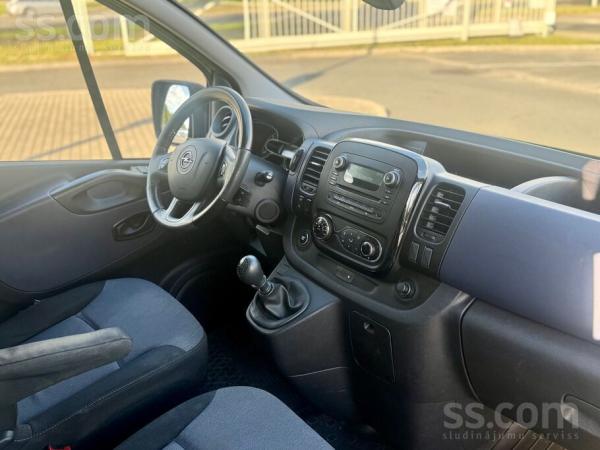 Green Opel Vivaro 2016 in Riga, with an engine capacity of 1.60 L and mileage of 264 thousand km for 6700 €, photo 7 on AUTOMOTO.COM.LV