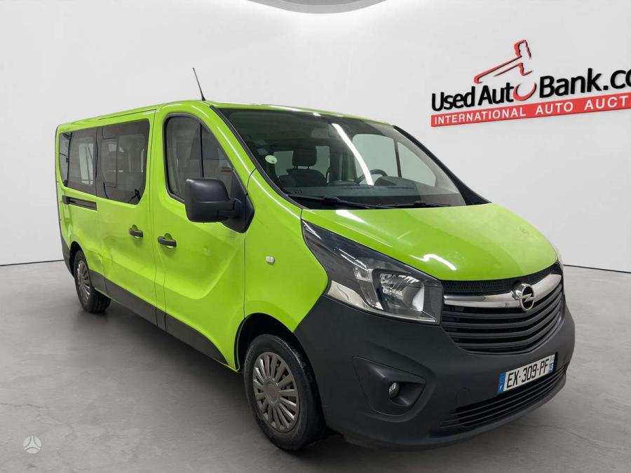 Green Opel Vivaro 2018 in Marijampole, with an engine capacity of 1.60 L and mileage of 258 thousand km for 12584 €, photo 3 on AUTOMOTO.COM.LV