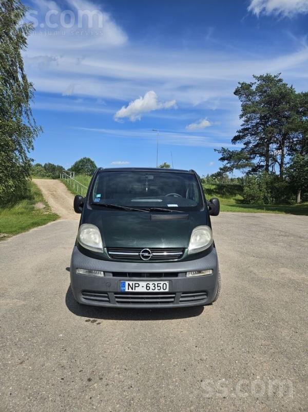 Green Opel Vivaro 2002 in Preili, with an engine capacity of 1.90 L and mileage of 348 thousand km for 3950 €, photo 3 on AUTOMOTO.COM.LV