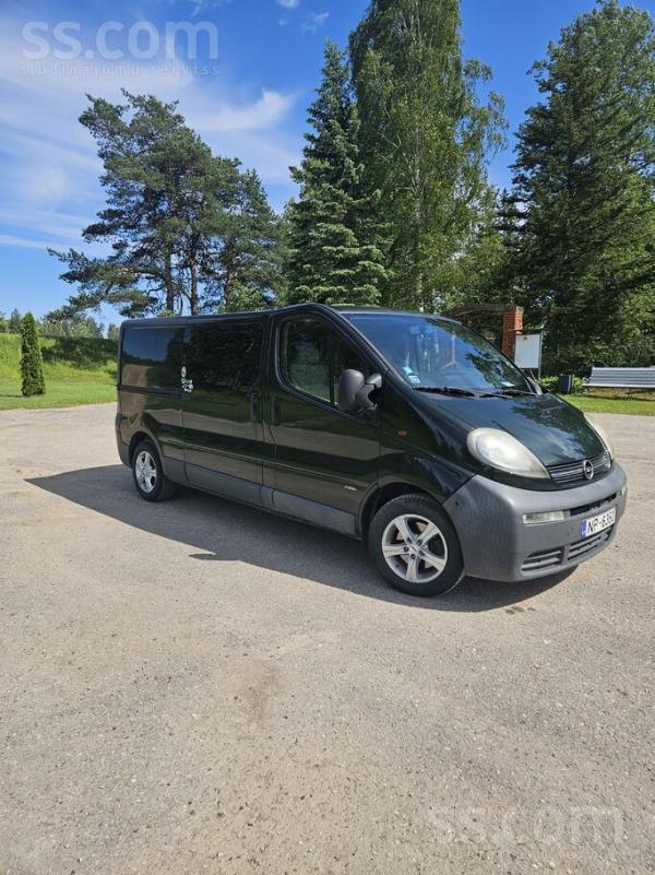 Green Opel Vivaro 2002 in Preili, with an engine capacity of 1.90 L and mileage of 348 thousand km for 3950 €, photo 5 on AUTOMOTO.COM.LV