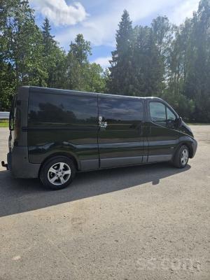 Green Opel Vivaro 2002 in Preili, with an engine capacity of 1.90 L and mileage of 348 thousand km for 3950 €, photo  on AUTOMOTO.COM.LV