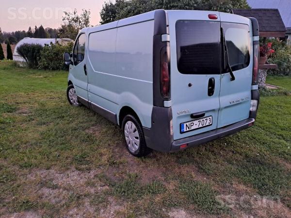 Green Opel Vivaro 2003 in Jekabpils, with an engine capacity of 1.90 L and mileage of 293 thousand km for 2000 €, photo 2 on AUTOMOTO.COM.LV