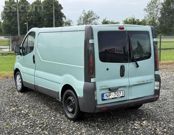 Green Opel Vivaro 2003 in Riga, with an engine capacity of 1.90 L and mileage of 298 thousand km for 2150 €, photo 5 on AUTOMOTO.COM.LV