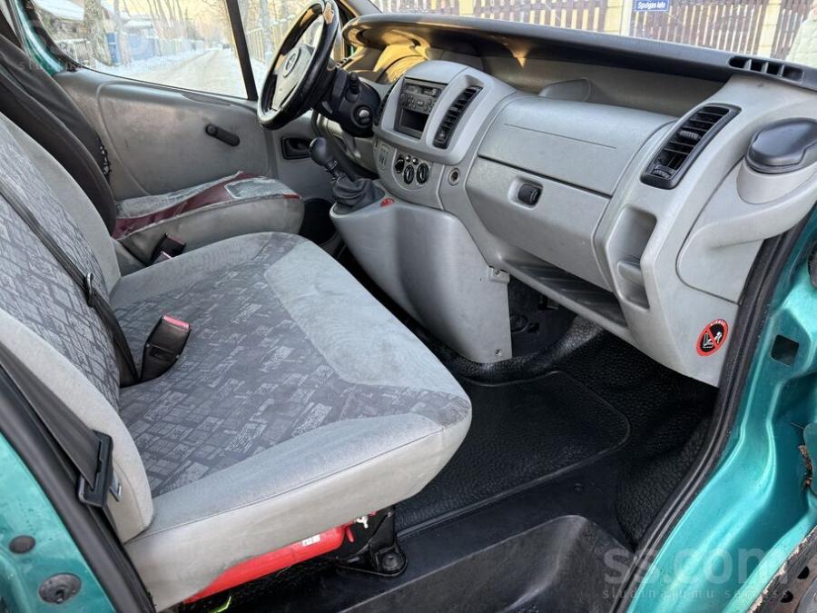 Zaļš Opel Vivaro 2004 Rīga, ar dzinēja tilpumu 1.90 L un nobraukumu 424 tūkst. km par 2990 €, foto 11 vietnē AUTOMOTO.COM.LV