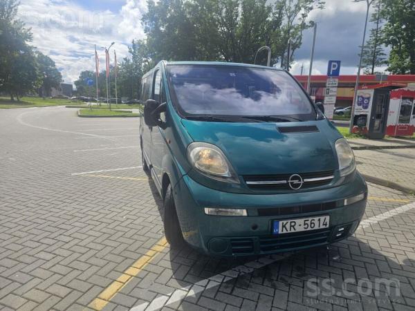 Green Opel Vivaro 2004 in Riga, with an engine capacity of 2.50 L and mileage of 365 thousand km for 3700 €, photo 2 on AUTOMOTO.COM.LV