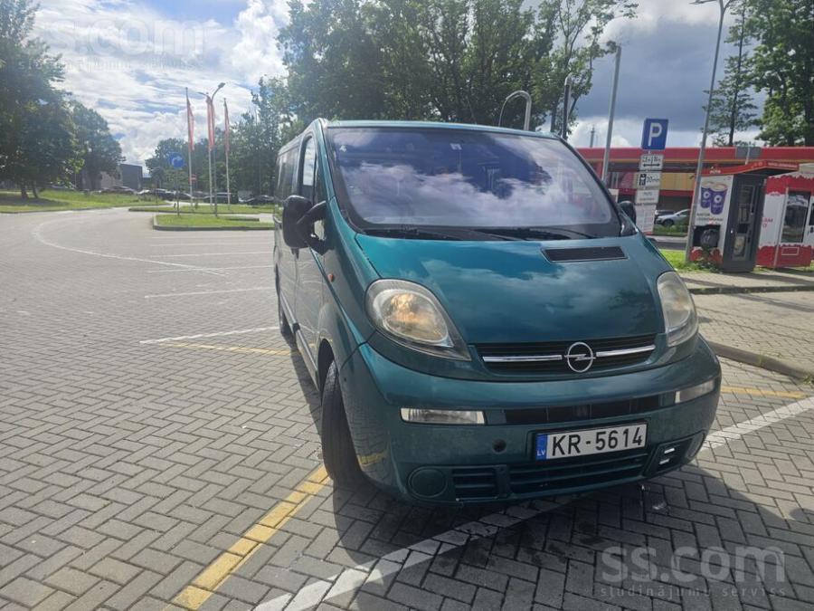 Green Opel Vivaro 2004 in Riga, with an engine capacity of 2.50 L and mileage of 365 thousand km for 3700 €, photo 3 on AUTOMOTO.COM.LV