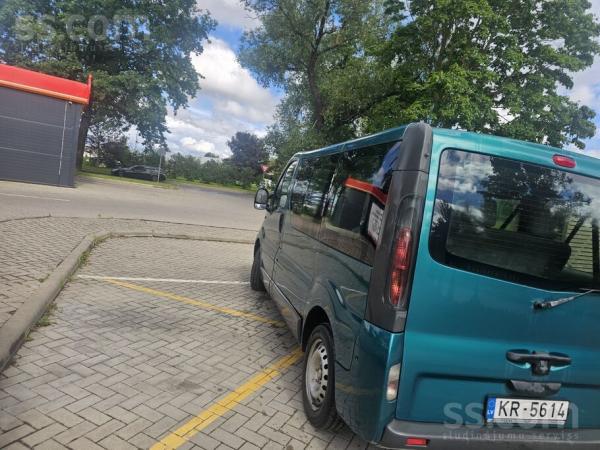 Green Opel Vivaro 2004 in Riga, with an engine capacity of 2.50 L and mileage of 365 thousand km for 3700 €, photo 4 on AUTOMOTO.COM.LV