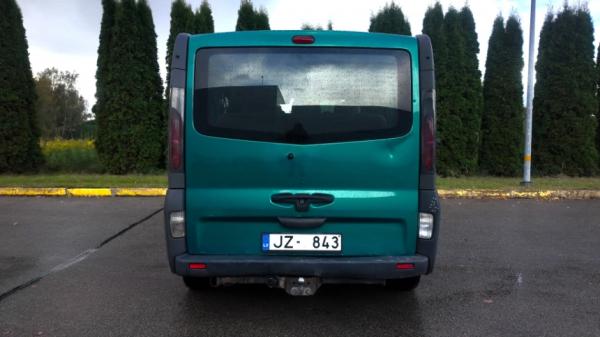 Green Opel Vivaro 2005 in Riga, with an engine capacity of 2.50 L and mileage of 46 thousand km for 4500 €, photo 2 on AUTOMOTO.COM.LV