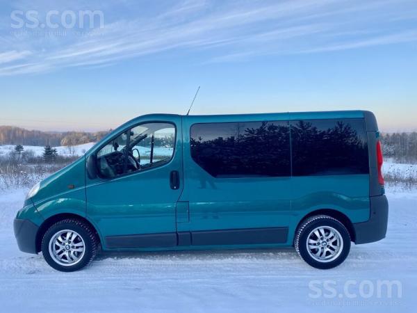 Zaļš Opel Vivaro 2007 Rēzekne, ar dzinēja tilpumu 2.50 L un nobraukumu 250 tūkst. km par 7150 €, foto 4 vietnē AUTOMOTO.COM.LV