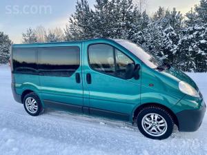 Green Opel Vivaro 2007 in Rezekne, with an engine capacity of 2.50 L and mileage of 250 thousand km for 7150 €, photo 5 on AUTOMOTO.COM.LV
