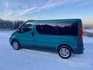 Green Opel Vivaro 2007 in Rezekne, with an engine capacity of 2.50 L and mileage of 250 thousand km for 7150 €, photo 7 on AUTOMOTO.COM.LV