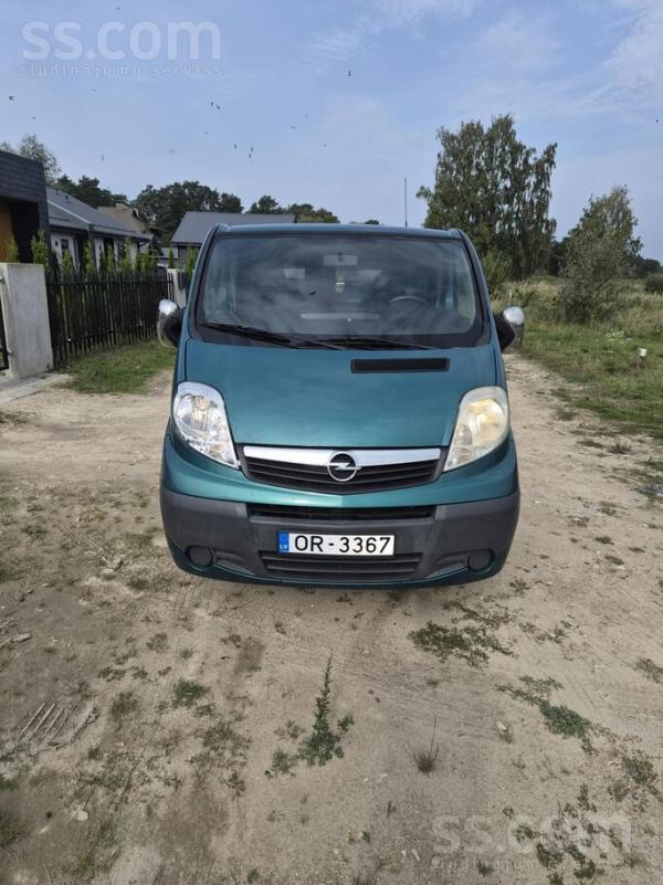 Opel Vivaro 2007 Rīga vietnē Zaļš Opel Vivaro 2007 Rīga, ar dzinēja tilpumu 2.00 L un nobraukumu 352 tūkst. km par 4250 €, foto 5 vietnē AUTOMOTO.COM.LV