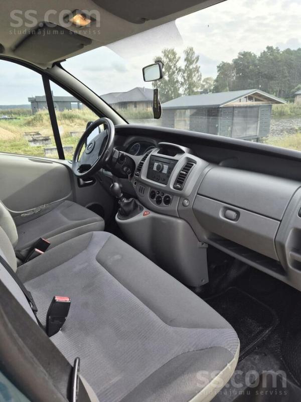 Opel Vivaro 2007 Rīga vietnē Zaļš Opel Vivaro 2007 Rīga, ar dzinēja tilpumu 2.00 L un nobraukumu 352 tūkst. km par 4250 €, foto 8 vietnē AUTOMOTO.COM.LV