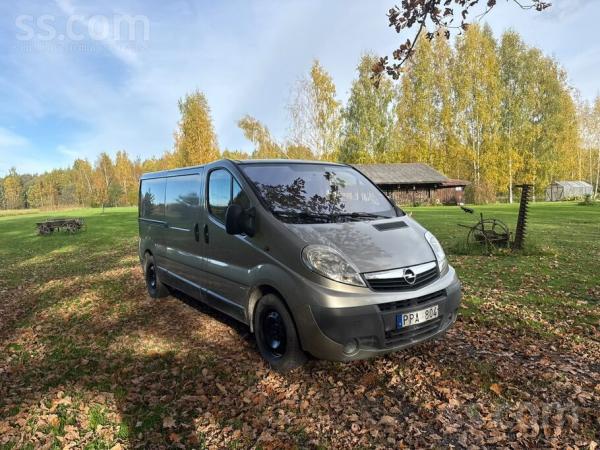 Zaļš Opel Vivaro 2007 Liepāja, ar dzinēja tilpumu 2.00 L un nobraukumu 0 tūkst. km par 3750 €, foto 3 vietnē AUTOMOTO.COM.LV
