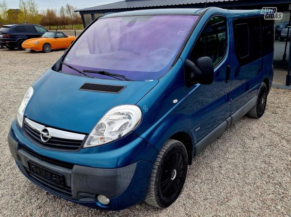 Zaļš Opel Vivaro 2010 Kretinga, ar dzinēja tilpumu 2.00 L un nobraukumu 243 tūkst. km par 7450 €, foto 3 vietnē AUTOMOTO.COM.LV