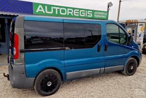 Green Opel Vivaro 2010 in Kretinga, with an engine capacity of 2.00 L and mileage of 243 thousand km for 7450 €, photo 7 on AUTOMOTO.COM.LV