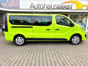 Zaļš Opel Vivaro 2017 Kauņa, ar dzinēja tilpumu 1.60 L un nobraukumu 76 tūkst. km par 23429 €, foto  vietnē AUTOMOTO.COM.LV