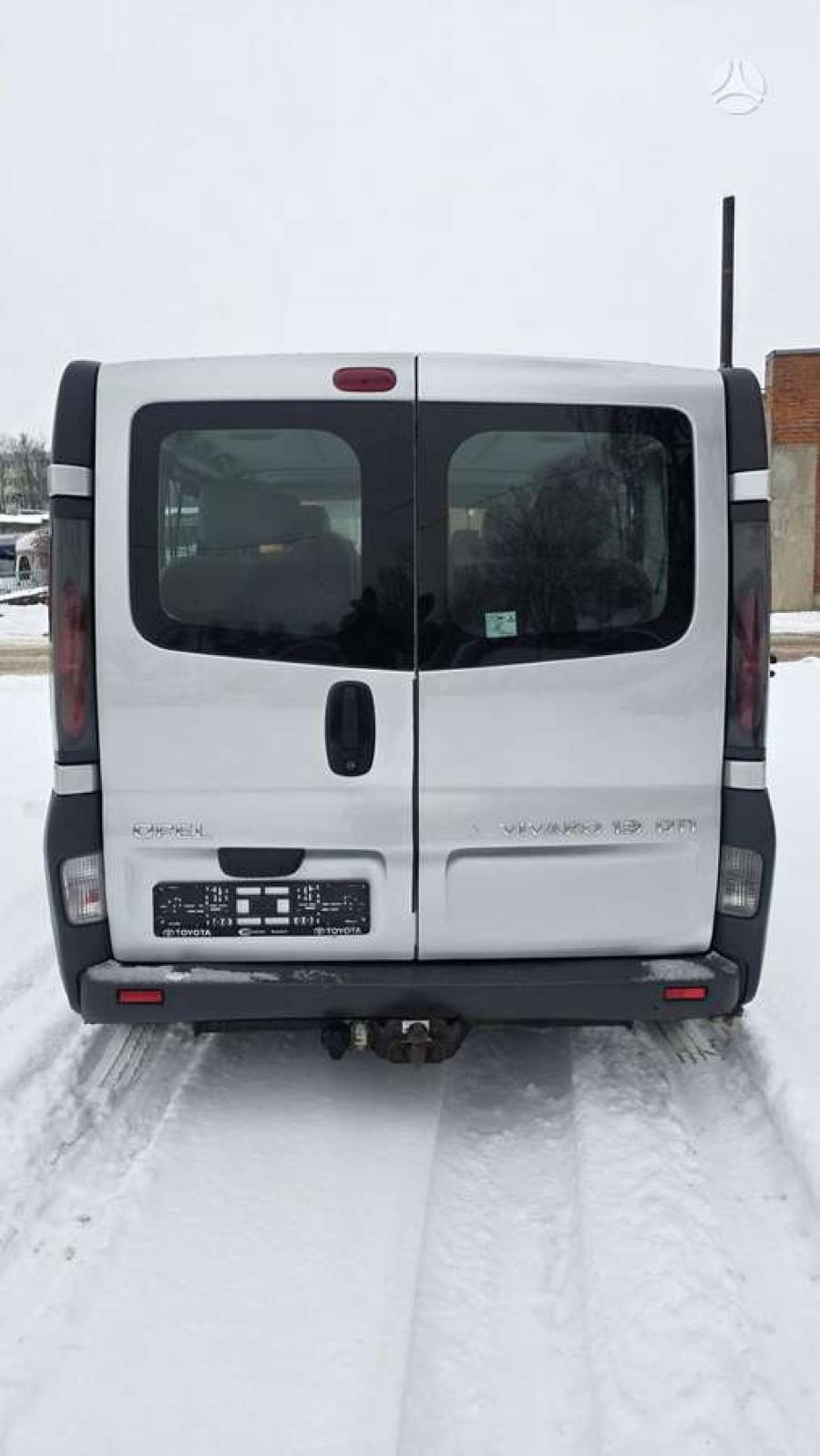 Pelēks Opel Vivaro 2003 Šauļi, ar dzinēja tilpumu 1.90 L un nobraukumu 298 tūkst. km par 4999 €, foto 4 vietnē AUTOMOTO.COM.LV