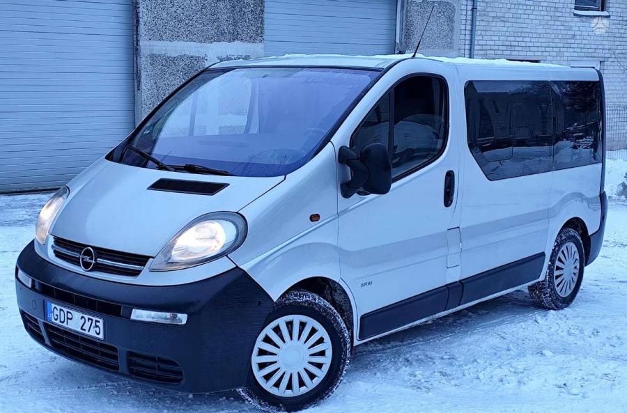 Pelēks Opel Vivaro 2003 Šilutė, ar dzinēja tilpumu 1.90 L un nobraukumu 350 tūkst. km par 4299 €, foto 1 vietnē AUTOMOTO.COM.LV