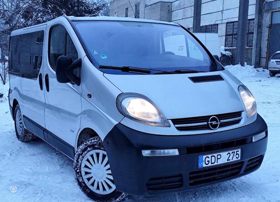 Pelēks Opel Vivaro 2003 Šilutė, ar dzinēja tilpumu 1.90 L un nobraukumu 350 tūkst. km par 4299 €, foto 2 vietnē AUTOMOTO.COM.LV