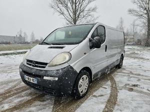 Pelēks Opel Vivaro 2003 Kauņa, ar dzinēja tilpumu 1.90 L un nobraukumu 269 tūkst. km par 2300 €, foto 2 vietnē AUTOMOTO.COM.LV