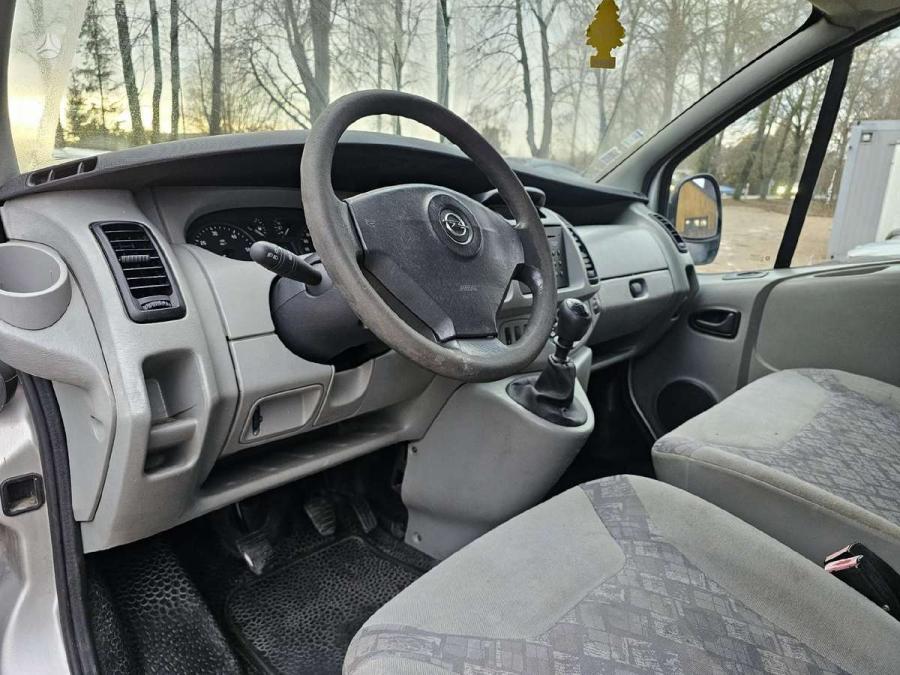 Pelēks Opel Vivaro 2003 Kauņa, ar dzinēja tilpumu 1.90 L un nobraukumu 269 tūkst. km par 2300 €, foto 15 vietnē AUTOMOTO.COM.LV