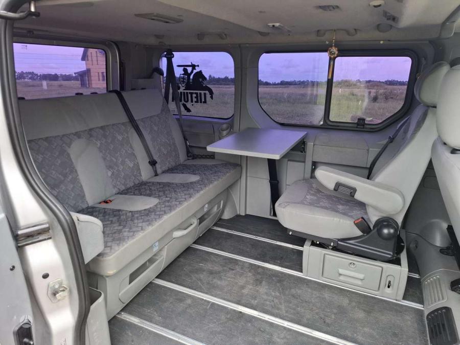 Pelēks Opel Vivaro 2004 Kauņa, ar dzinēja tilpumu 2.47 L un nobraukumu 246 tūkst. km par 6900 €, foto 13 vietnē AUTOMOTO.COM.LV