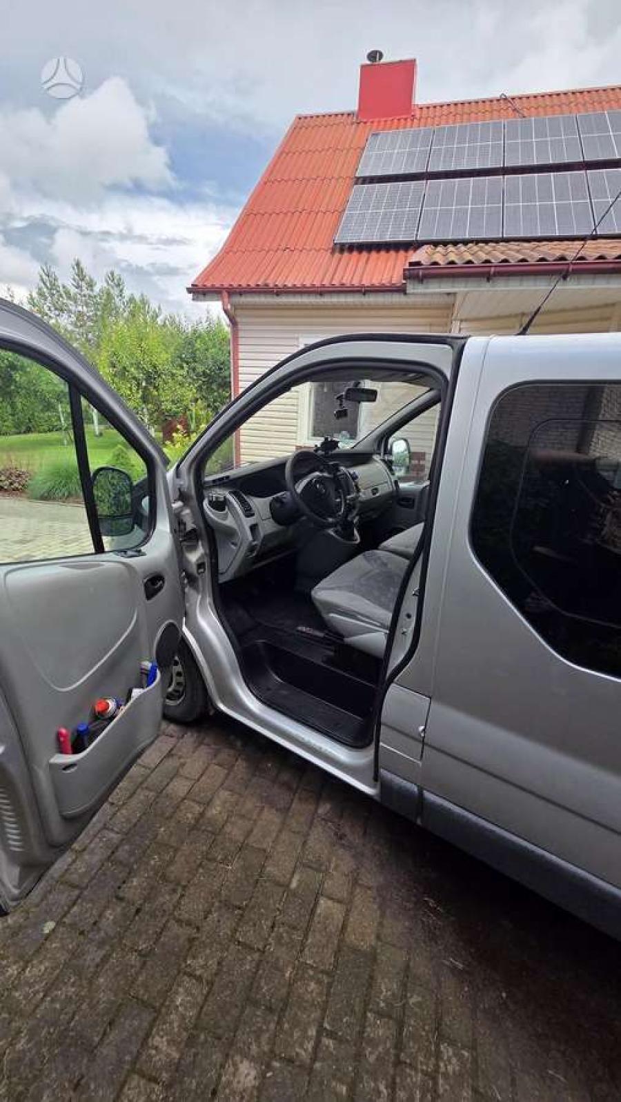 Pelēks Opel Vivaro 2004 Alīta, ar dzinēja tilpumu 1.87 L un nobraukumu 334 tūkst. km par 3700 €, foto 4 vietnē AUTOMOTO.COM.LV