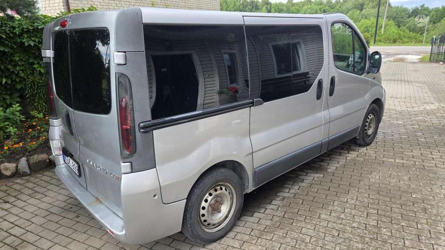 Pelēks Opel Vivaro 2004 Alīta, ar dzinēja tilpumu 1.87 L un nobraukumu 334 tūkst. km par 3700 €, foto 10 vietnē AUTOMOTO.COM.LV