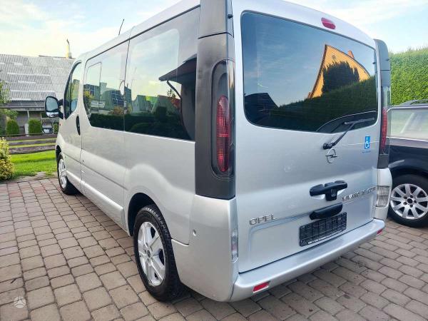 Pelēks Opel Vivaro 2005 Marijampole, ar dzinēja tilpumu 1.87 L un nobraukumu 250 tūkst. km par 6600 €, foto 10 vietnē AUTOMOTO.COM.LV