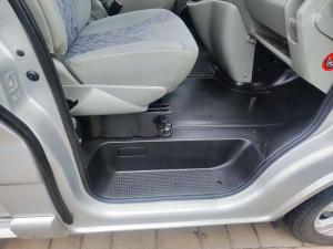 Grey Opel Vivaro 2005 in Marijampole, with an engine capacity of 1.87 L and mileage of 250 thousand km for 6600 €, photo 33 on AUTOMOTO.COM.LV