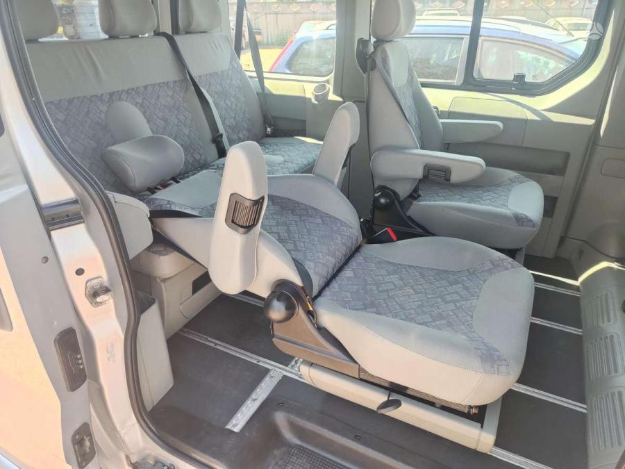 Grey Opel Vivaro 2005 in Marijampole, with an engine capacity of 1.87 L and mileage of 250 thousand km for 6600 €, photo 38 on AUTOMOTO.COM.LV