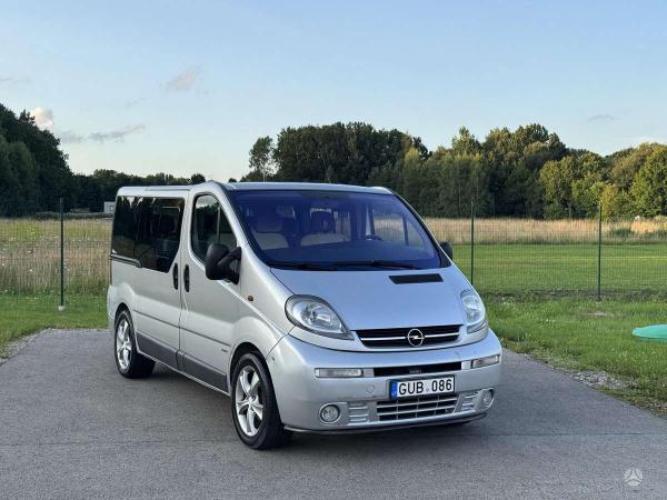 Pelēks Opel Vivaro 2005 Klaipėda, ar dzinēja tilpumu 1.90 L un nobraukumu 327 tūkst. km par 4350 €, foto 3 vietnē AUTOMOTO.COM.LV