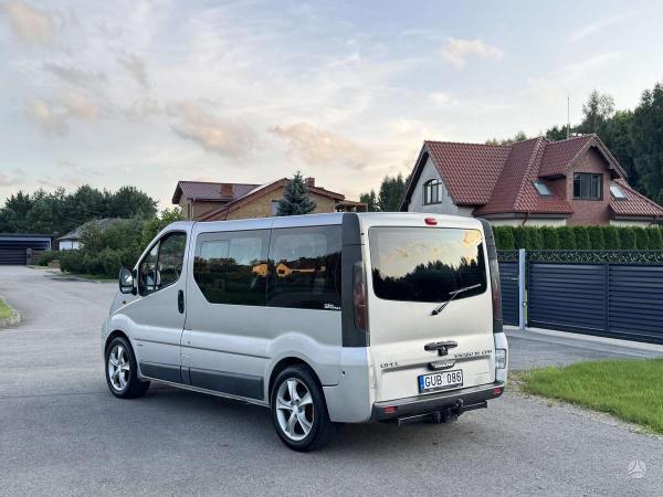 Pelēks Opel Vivaro 2005 Klaipėda, ar dzinēja tilpumu 1.90 L un nobraukumu 327 tūkst. km par 4350 €, foto 4 vietnē AUTOMOTO.COM.LV