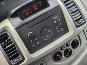 Grey Opel Vivaro 2005 in Radviliskis, with an engine capacity of 2.00 L and mileage of 395 thousand km for 2450 €, photo 14 on AUTOMOTO.COM.LV