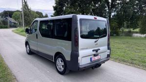 Grey Opel Vivaro 2005 in Kelme, with an engine capacity of 1.90 L and mileage of 352 thousand km for 5200 €, photo 5 on AUTOMOTO.COM.LV